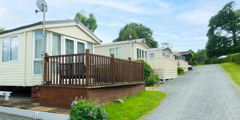 Responsible Practices to Observe During a Mobile Home Demolition | All ...